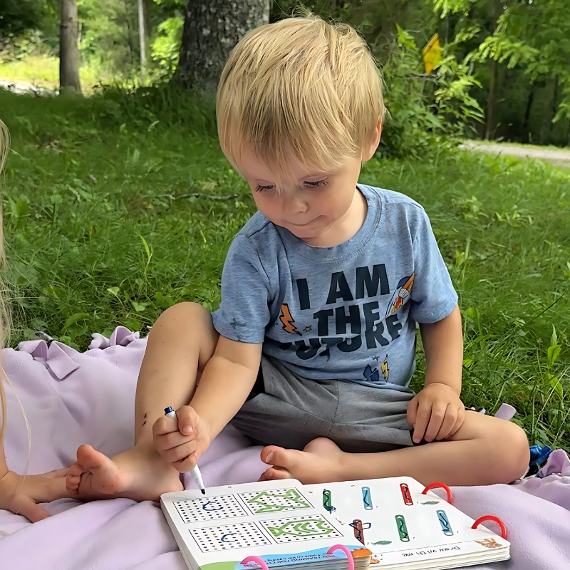 Little Curious Minds